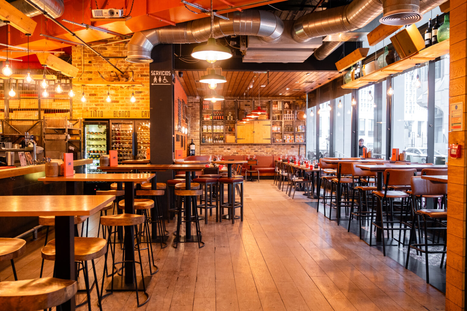 Spanish Restaurant Monument - Authentic Tapas & Wines - Camino